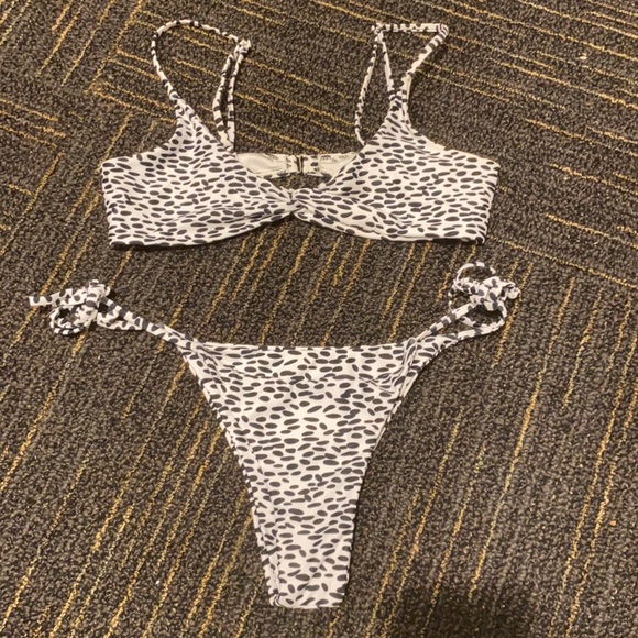 Zaful | Swim | Zaful Black Spotted Bikini Set | Poshmark